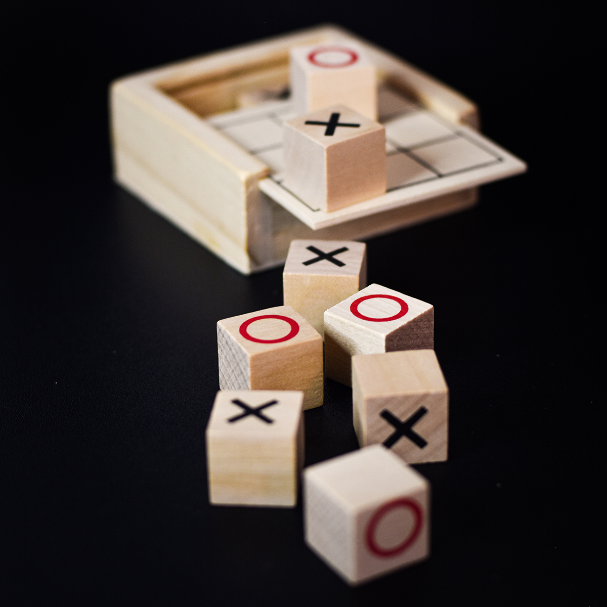 TIC TAC TOE game of noughts and crosses, beige | Promolog